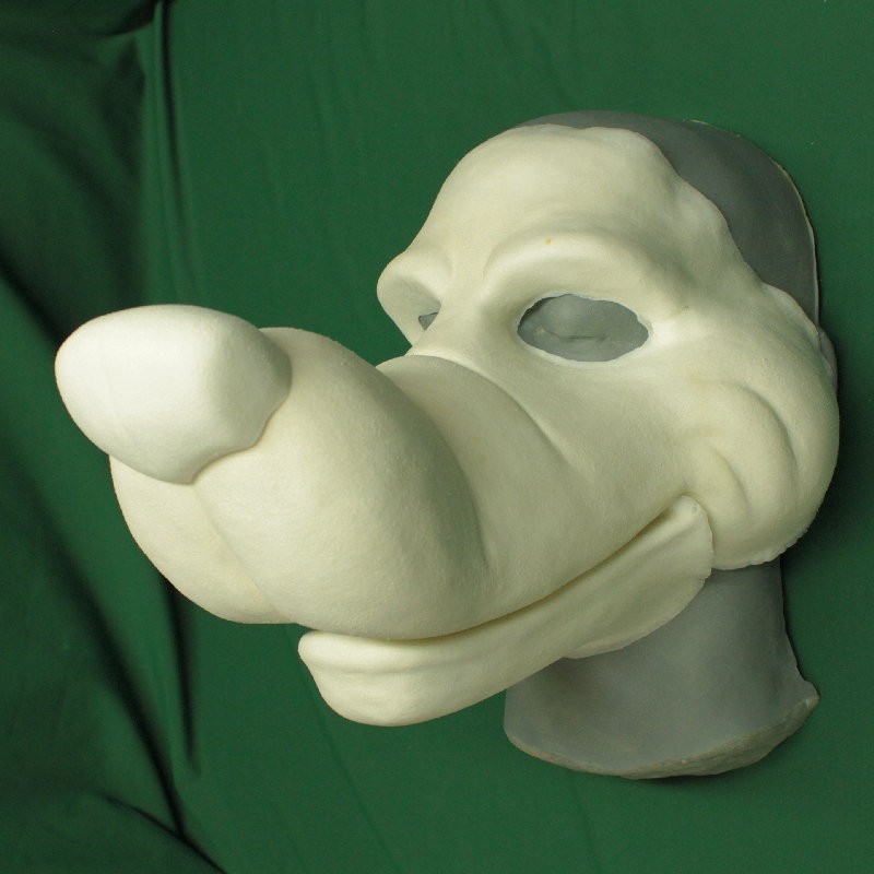 Triangular Nose